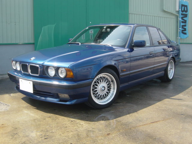 BMW E34 Sport Package (Japan Version)